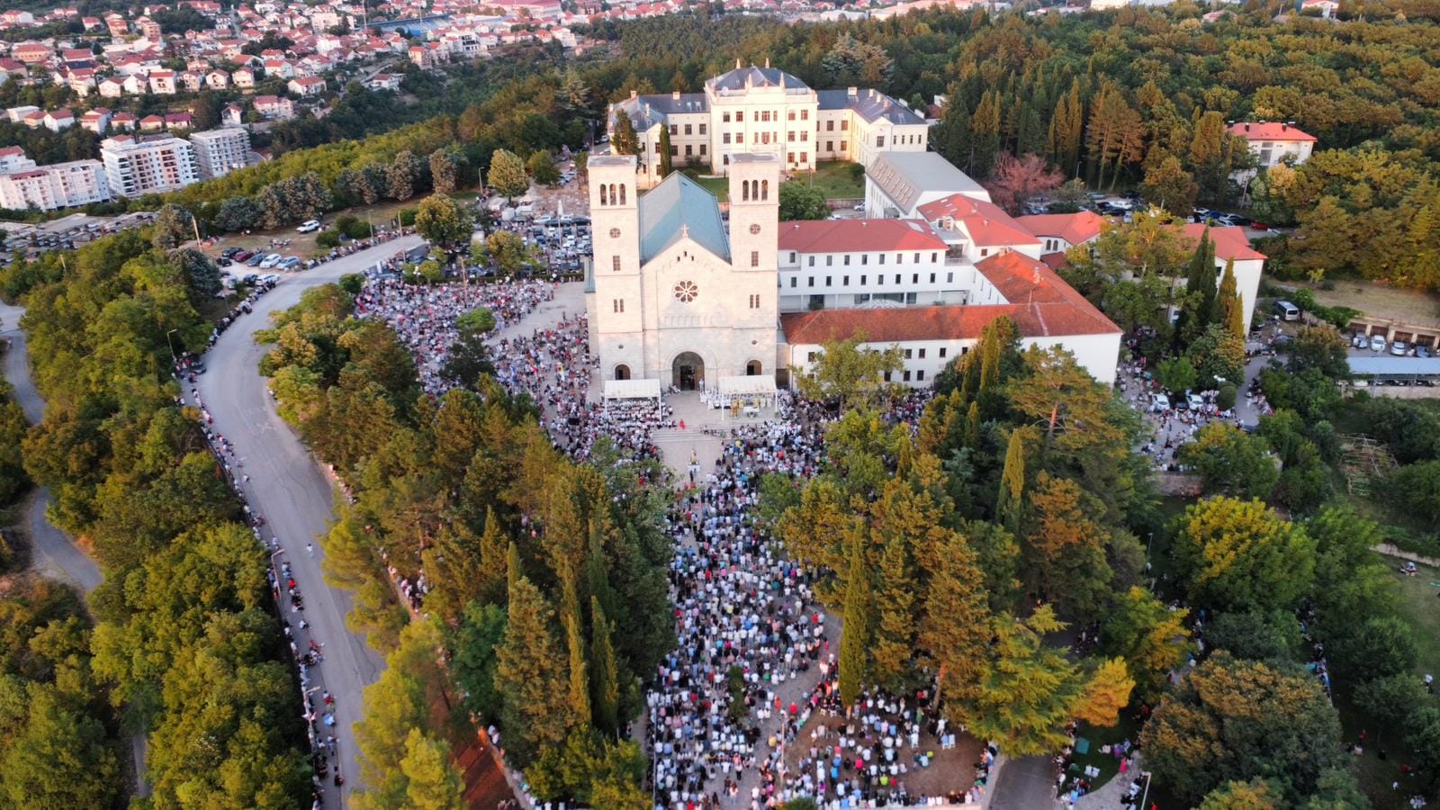 Mariološko-marijanski simpozij 'Širokobriješka Gospe, Majko milosti ...